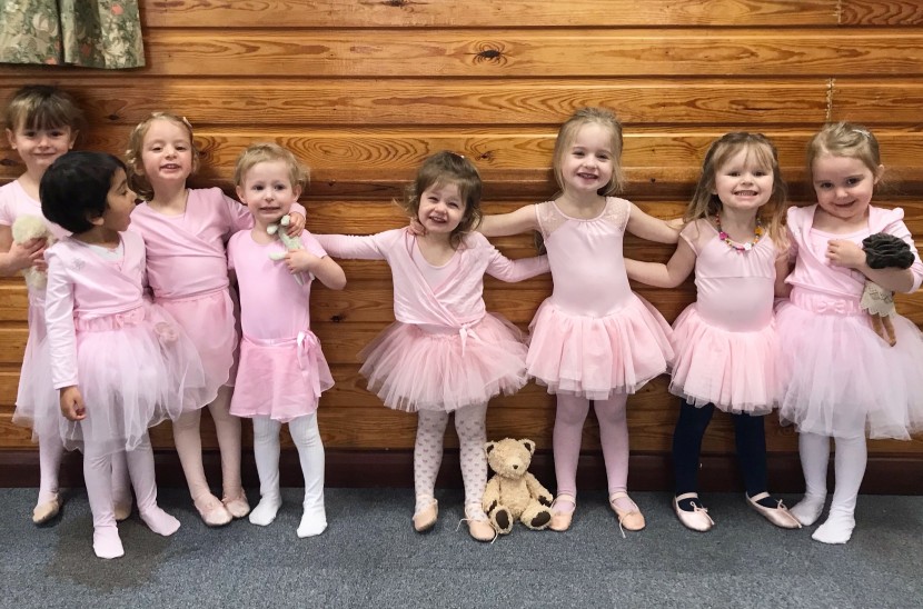 Ballet Tots – Performing Arts Academy Wales